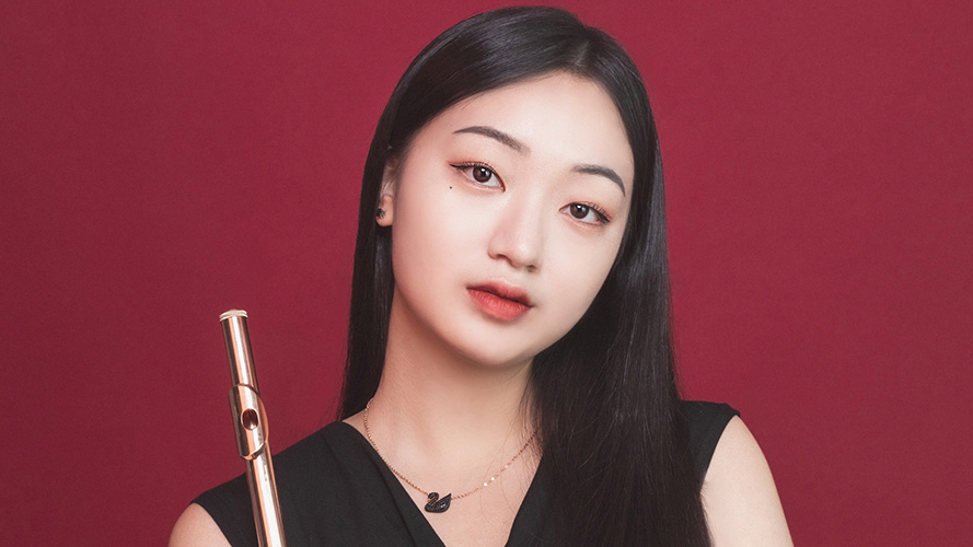 Featuring Heewon Han