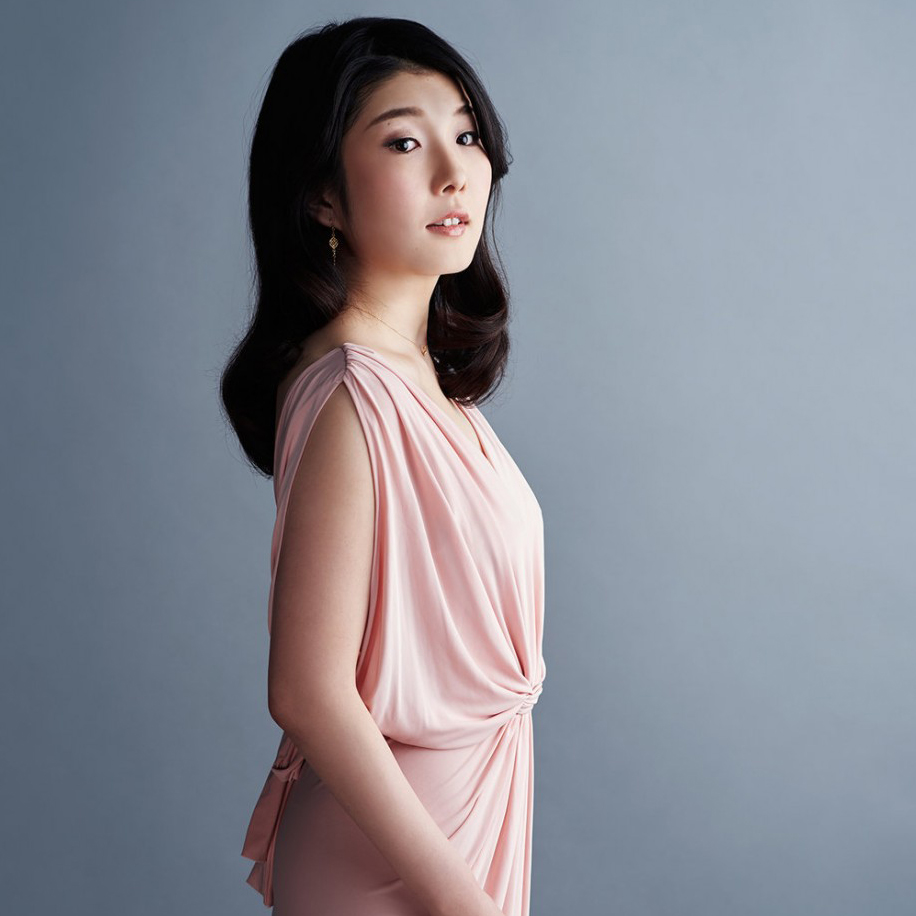 Featuring Mihoko Oshima