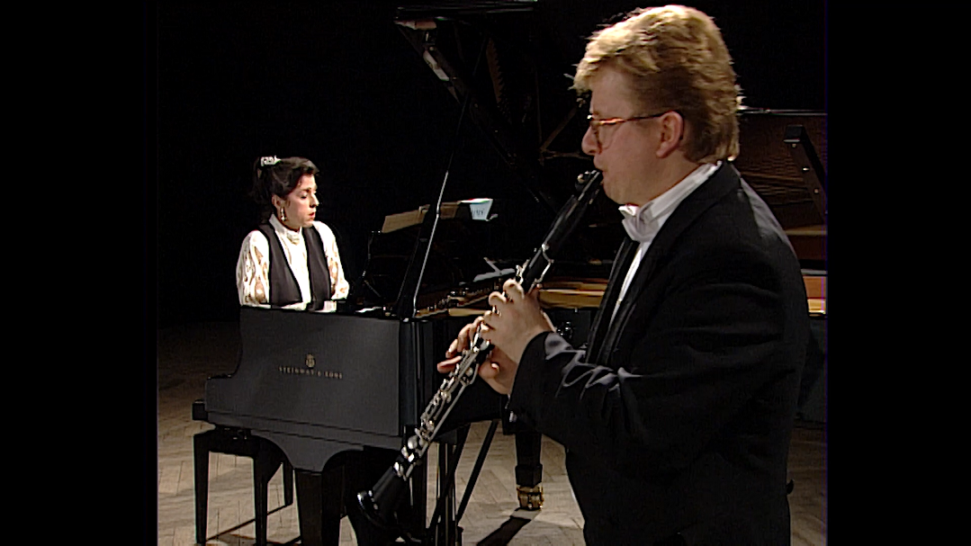 Elena Bashkirova and Wenzel Fuchs perform Brahms, Op. 120 (II/II)