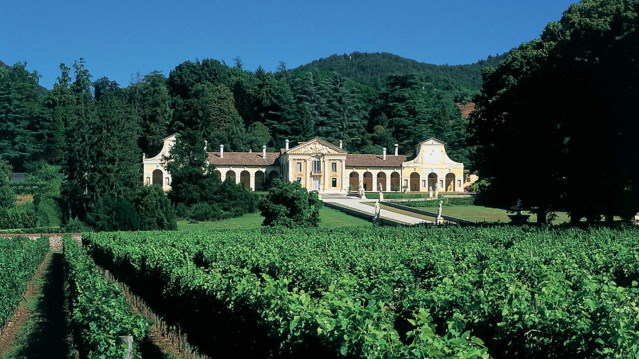 I Solisti Veneti play Vivaldi's Four Seasons