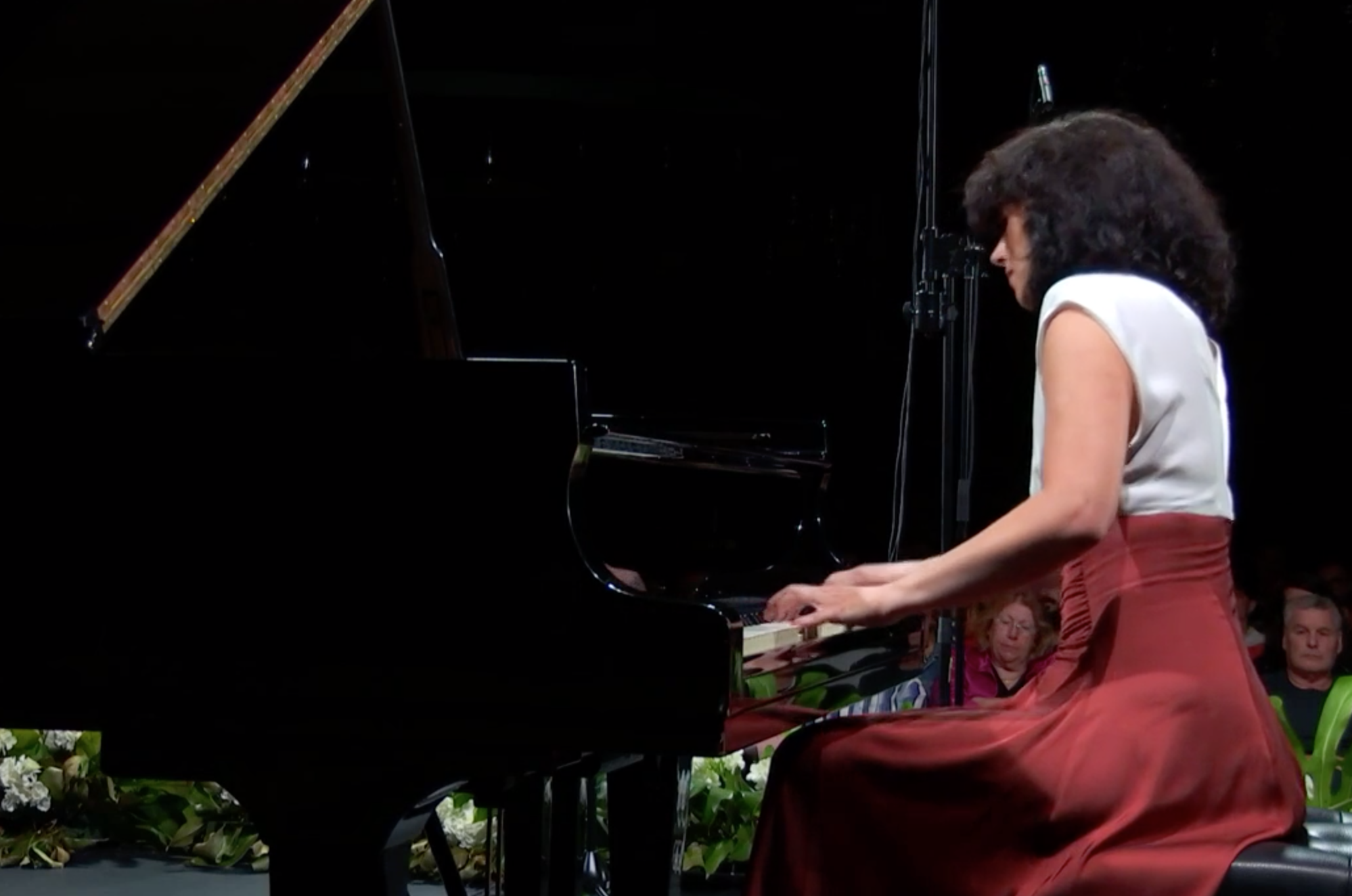 Nino Gvetadze plays Chopin