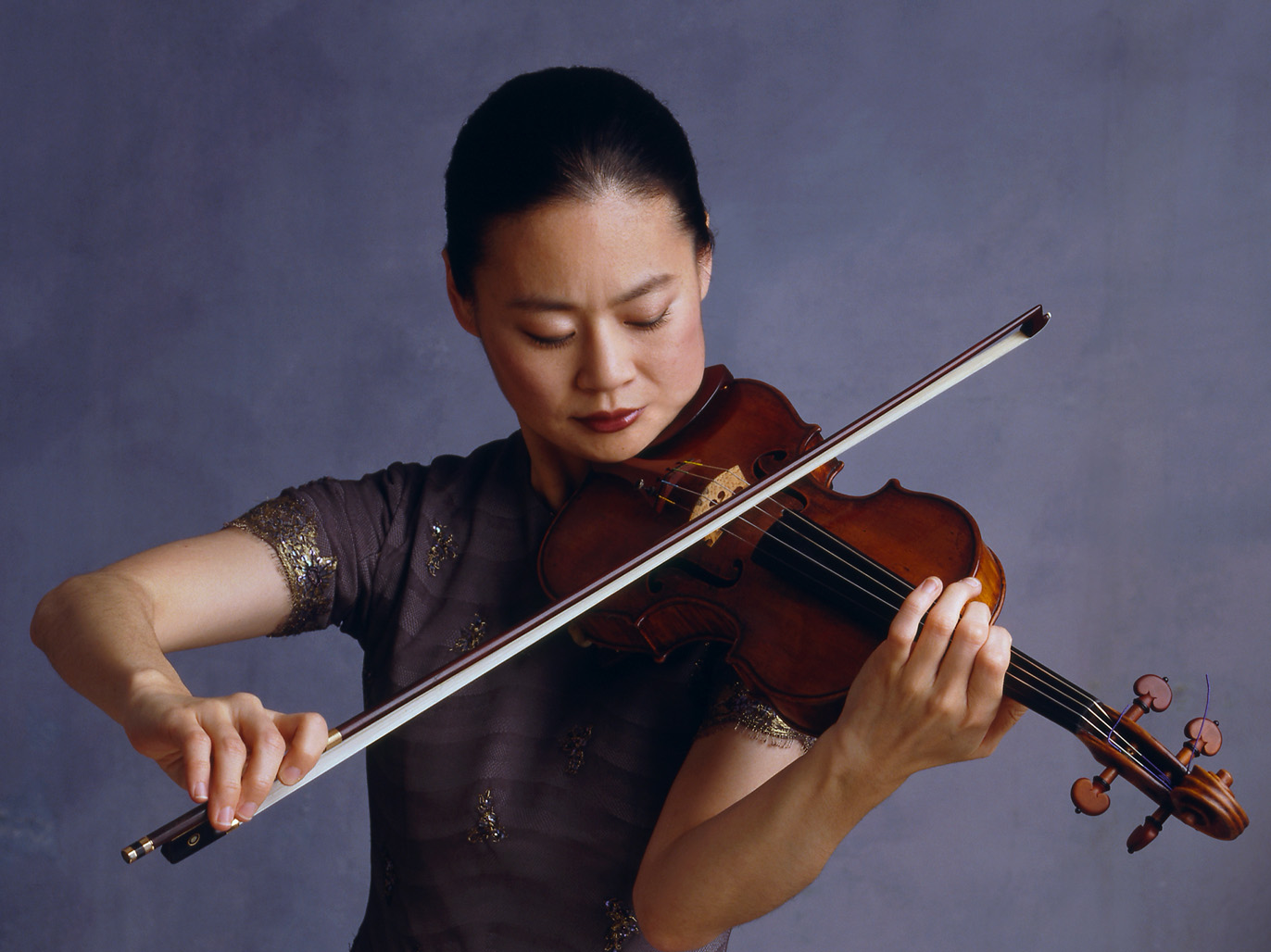 Marie Jacquot conducts Vivian Fung, Dvořák, and Amy Beach — With Midori