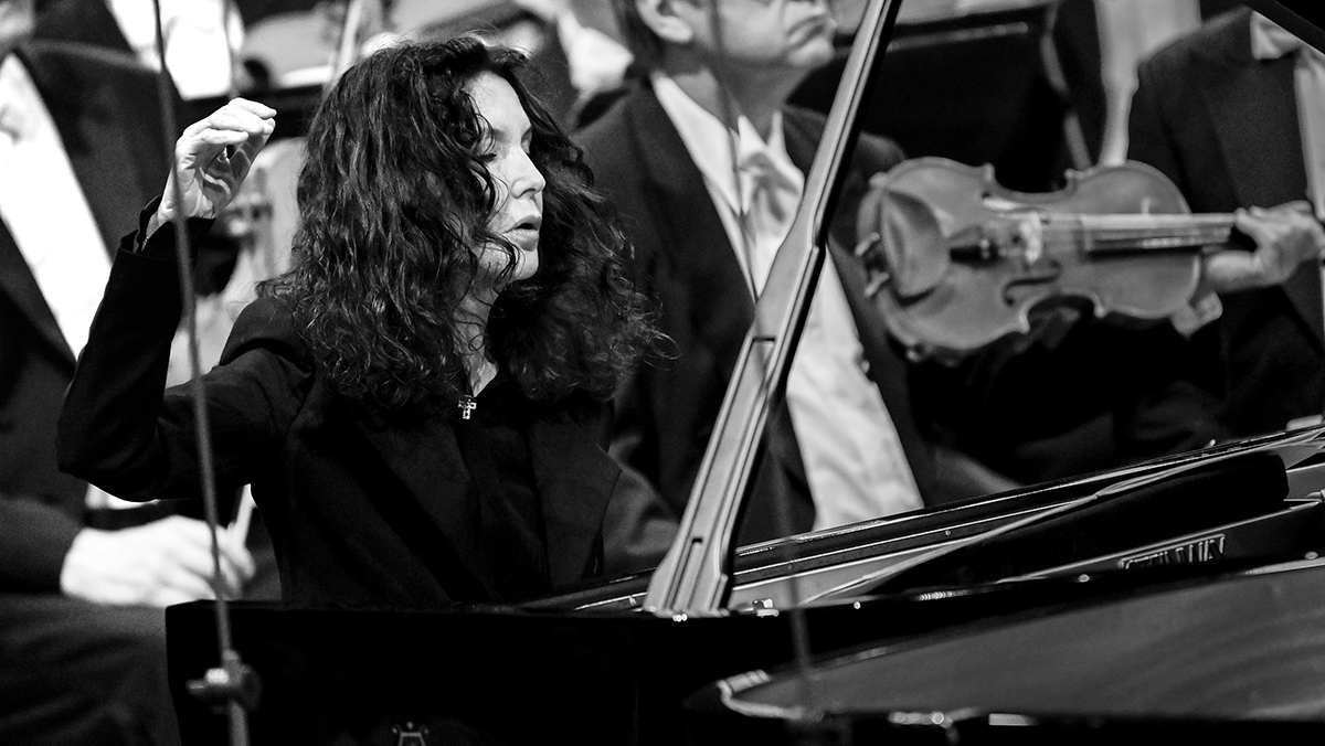 Semyon Bychkov conducts Martinů and Dutilleux — With Katia & Marielle ...