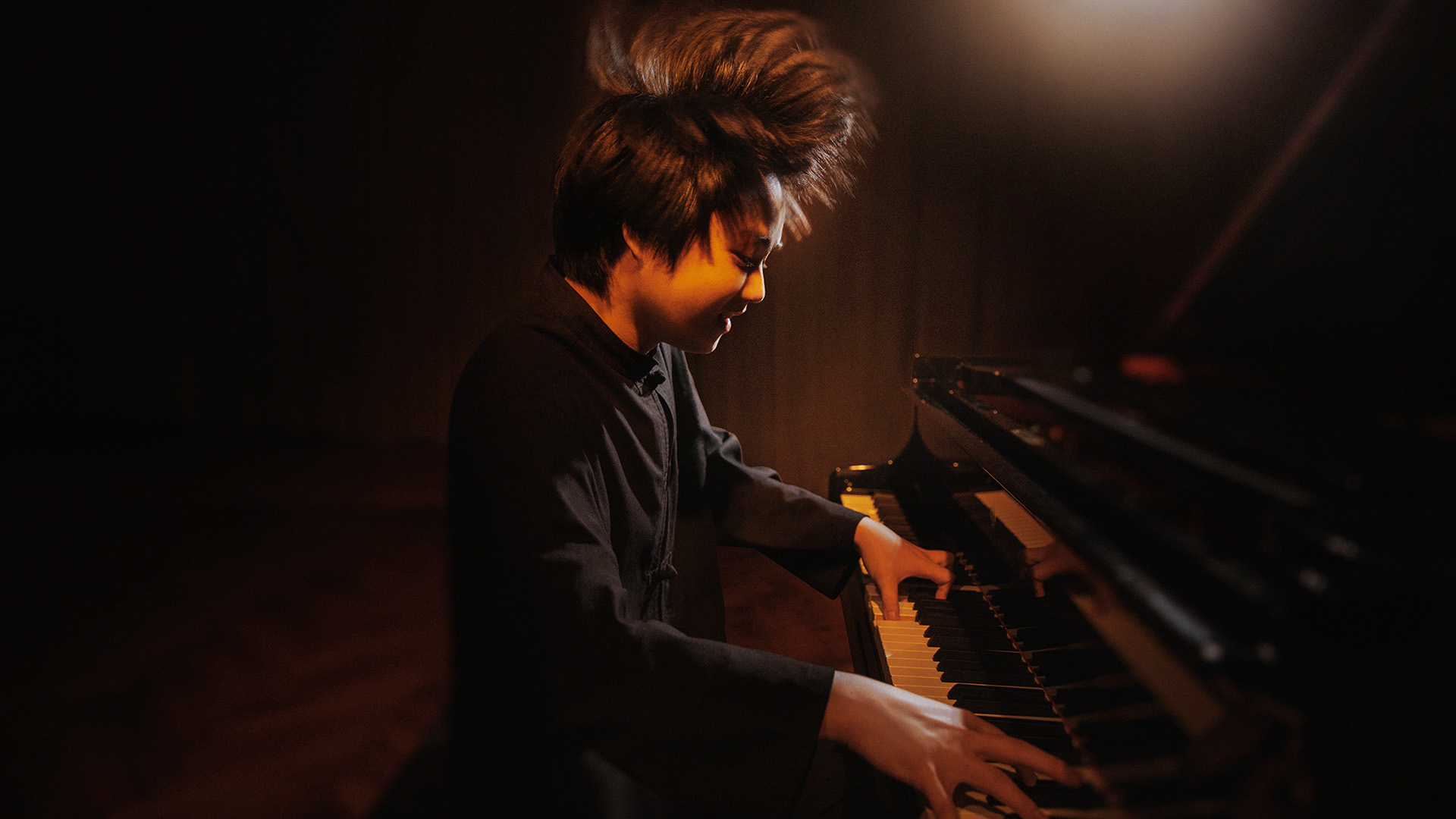 Marc Bouchkov and Mao Fujita perform Beethoven's complete Violin ...